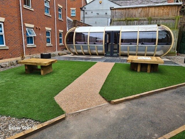 Snowdon Hall - university student housing in Wrexham | Student Roost